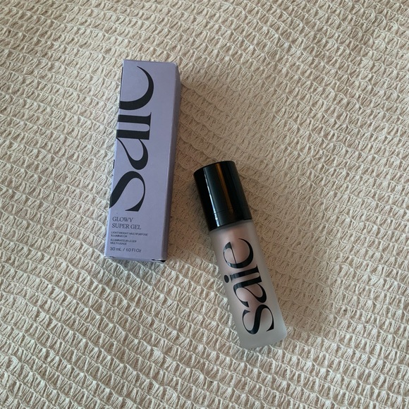 Saie | Makeup | New Saie Glow Super Gel Lightweight Dewy Serum ...